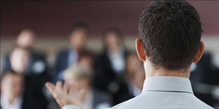 Devenir un bon orateur : 5 clés qui font la différence